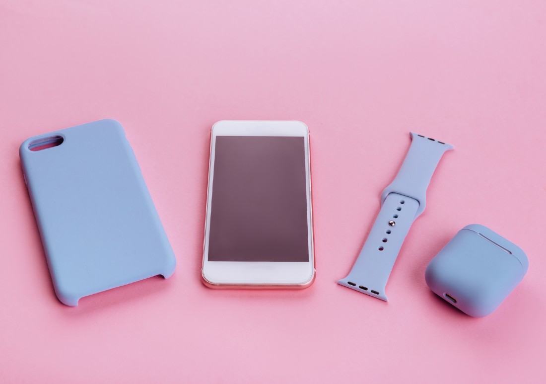 The Best iPhone Accessories for Enhanced Style and Convenience | Rising ...