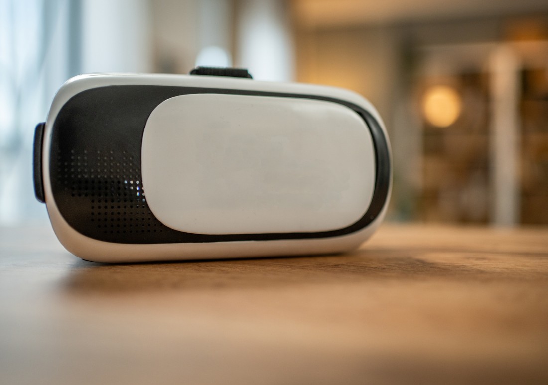 The Best Meta Quest Charging Docks in 2024 | Rising Tech